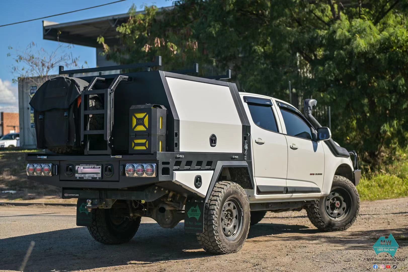 Custom Tray and Custom Canopy | MW Manufacturing SA